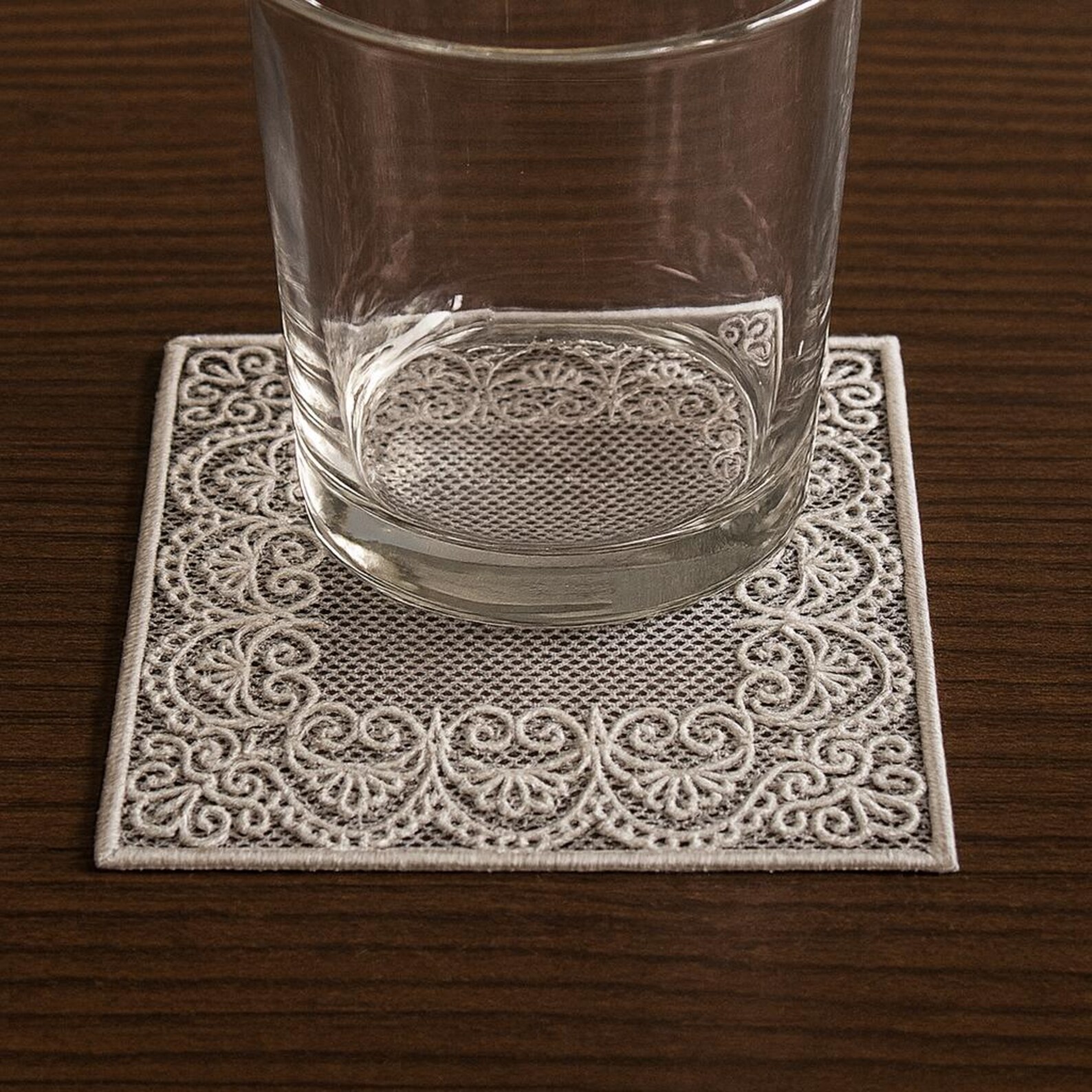 FSL Square Lace Doily Embroidery Design - Free Standing Lace Placemat ...
