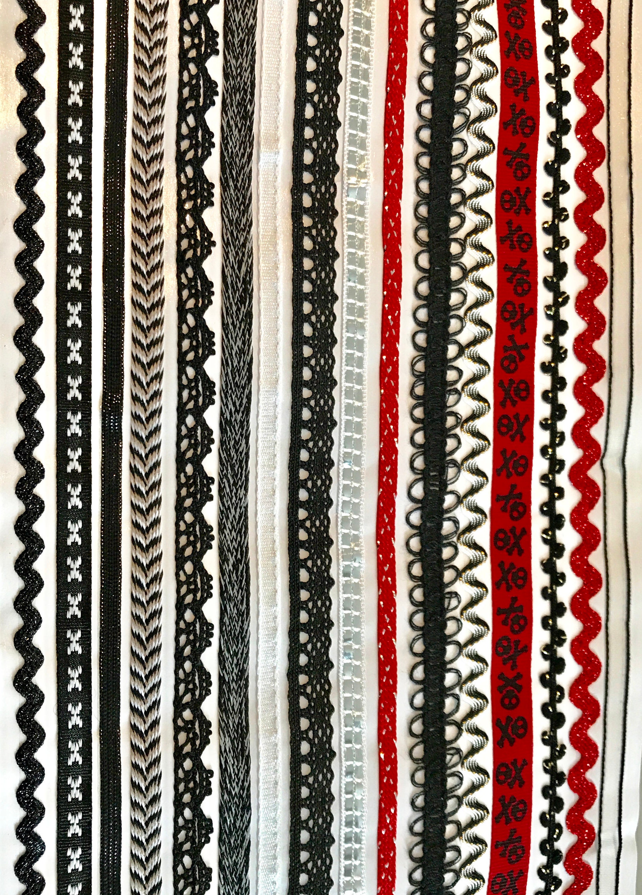 16 Yards Adhesive Ribbon | 16 Assorted Styles | 1 Yard of Each Trim ...