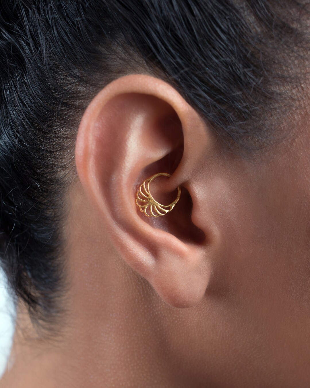 Delicate Ear Piercing, 18k Gold Helix Earring, Cartilage Hoop, Daith ...