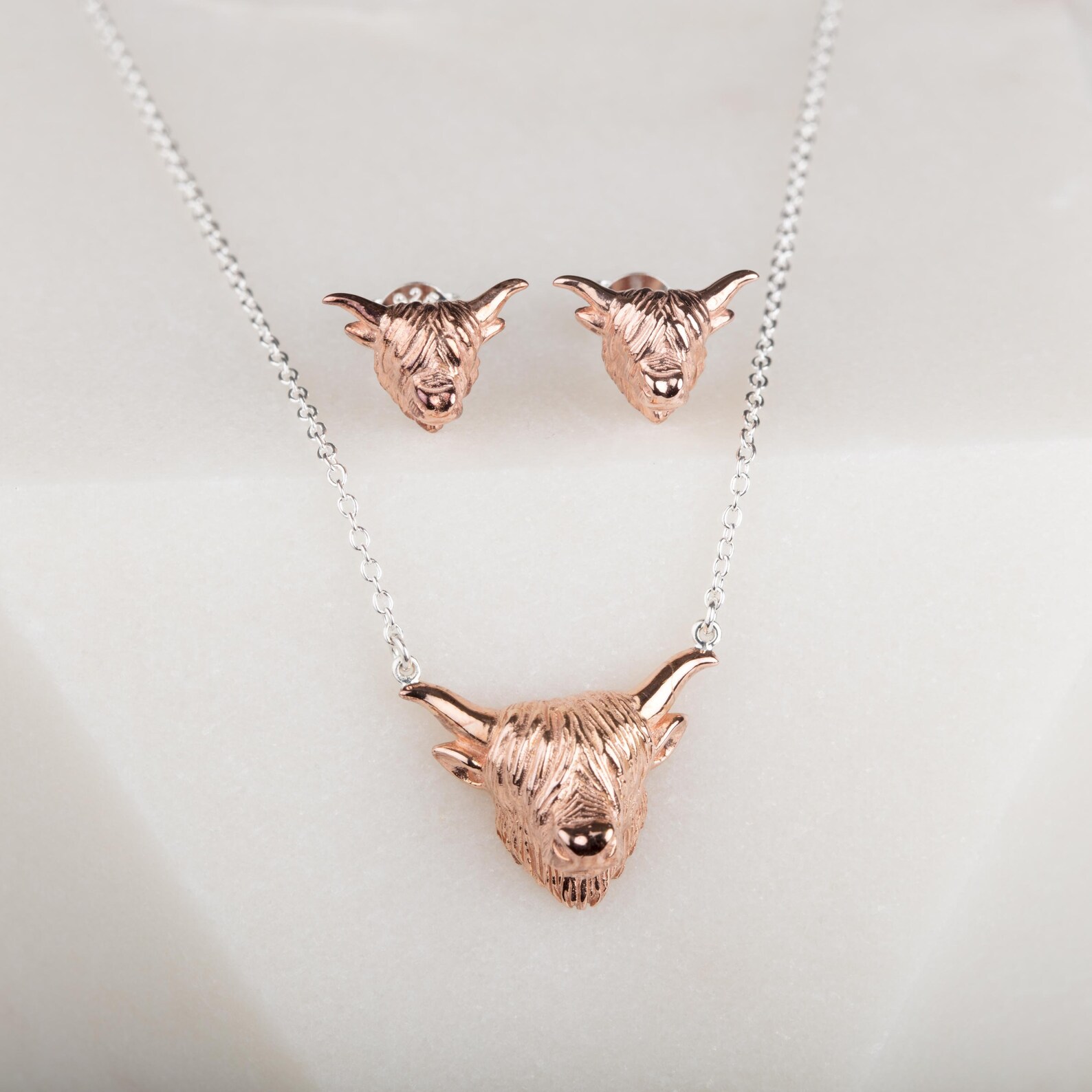 Highland Cow Necklace in Sterling Silver or Rose Gold - Etsy