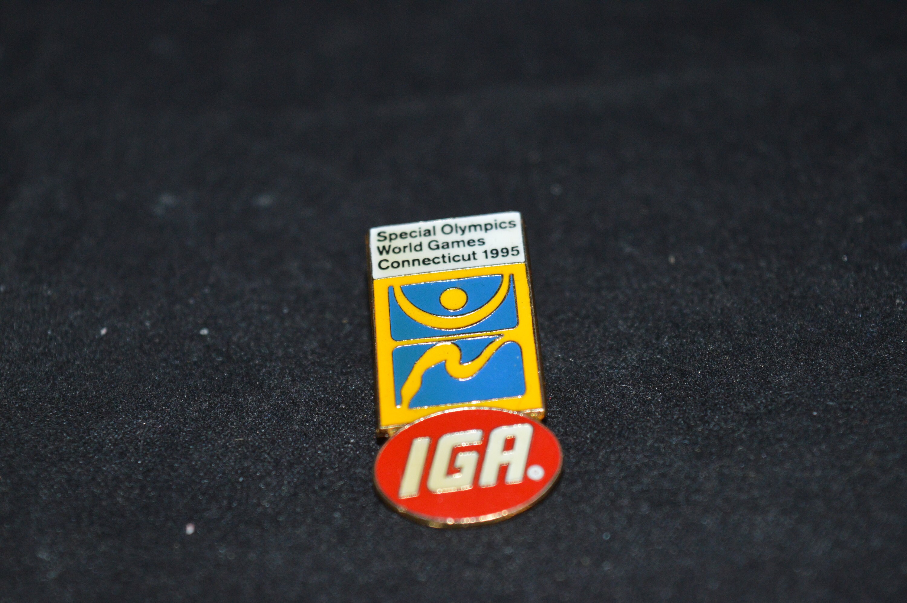 Special Olympic Sponsor Pins / Mcdonalds / Red Lobster / IGA / World ...
