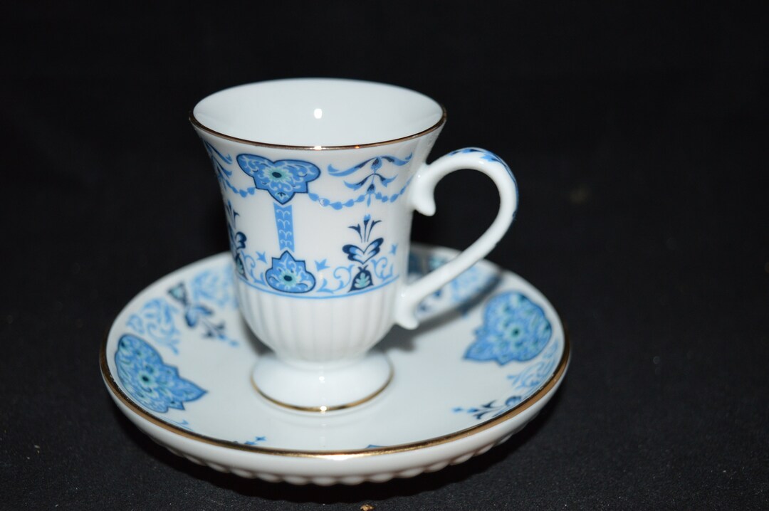 Avon European Tea Cup / Saucer / Collectible / Avon / Tea Cup ...