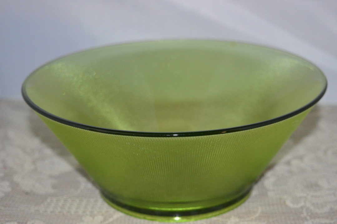 Depression Glass / Serving Bowl / Vertical Lines / Mid-century / 9 ...