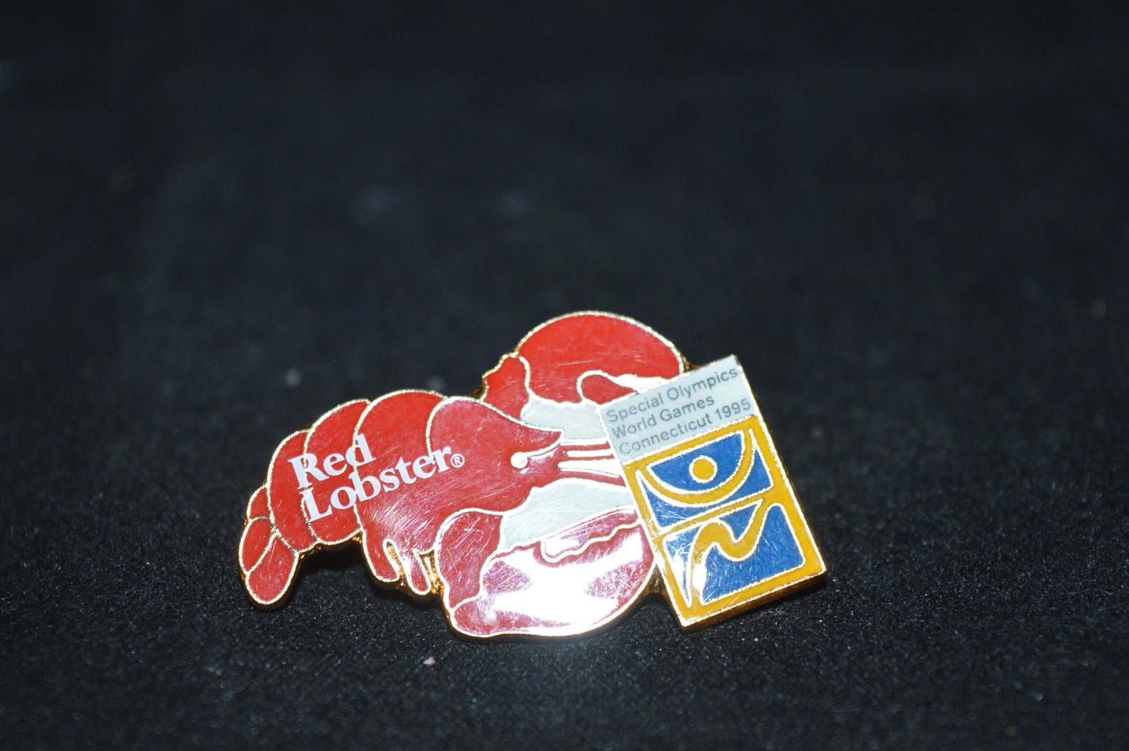 Special Olympic Sponsor Pins / Mcdonalds / Red Lobster / IGA / World ...