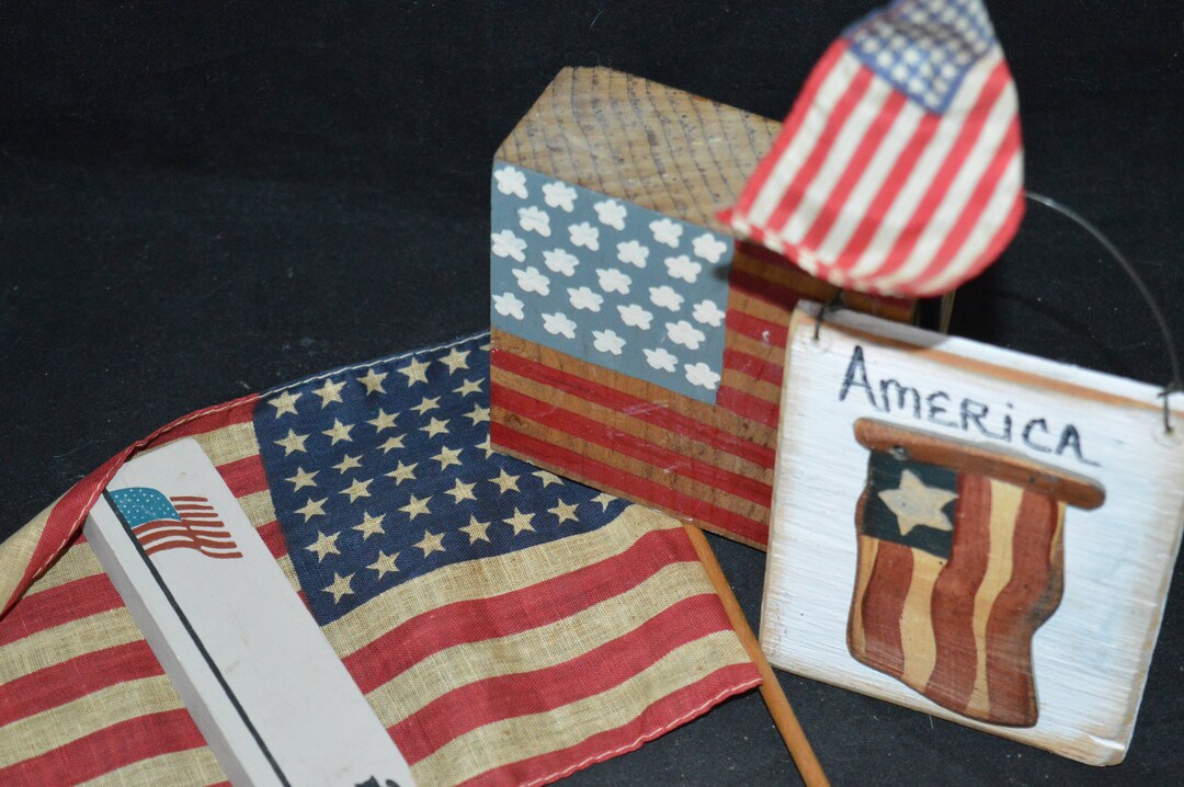 Amercana Décor / Set / American Flag / Painted on Wood / Flag on Wood ...