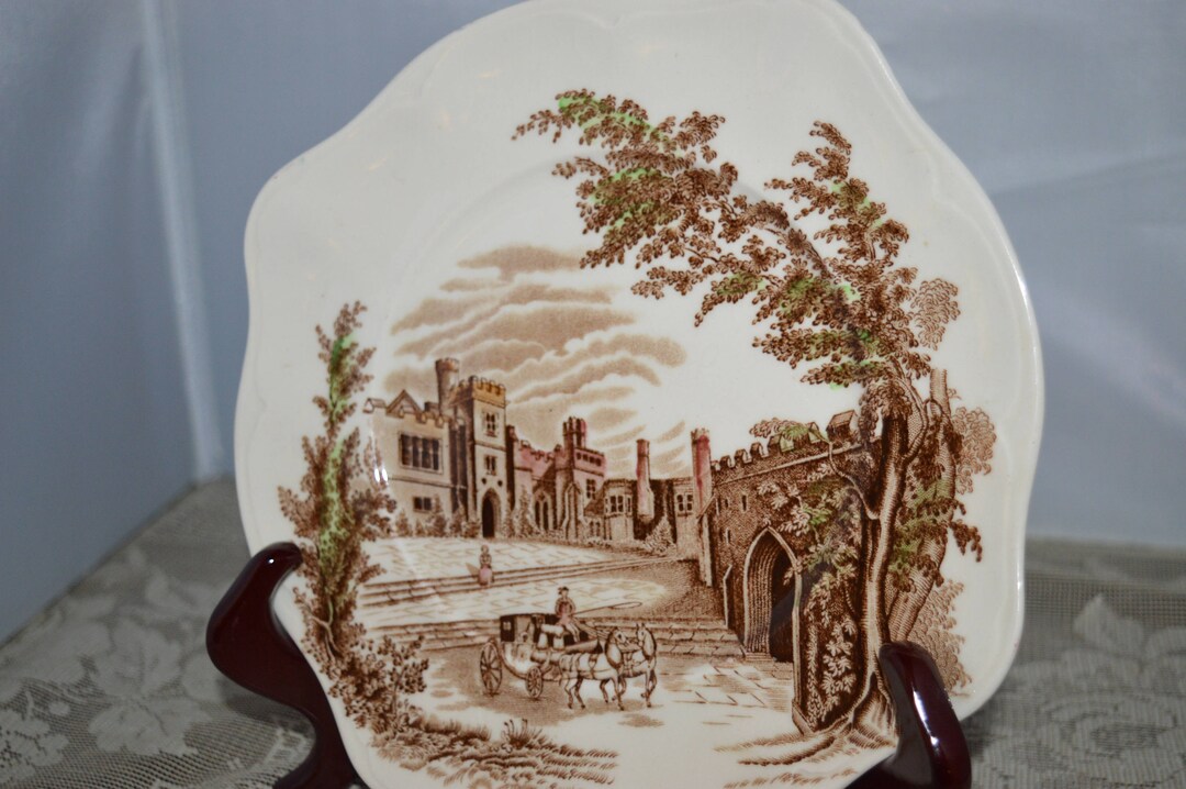 Johnson Bros. / Small Plate / Haddon Hall / 1800s / Made in England ...