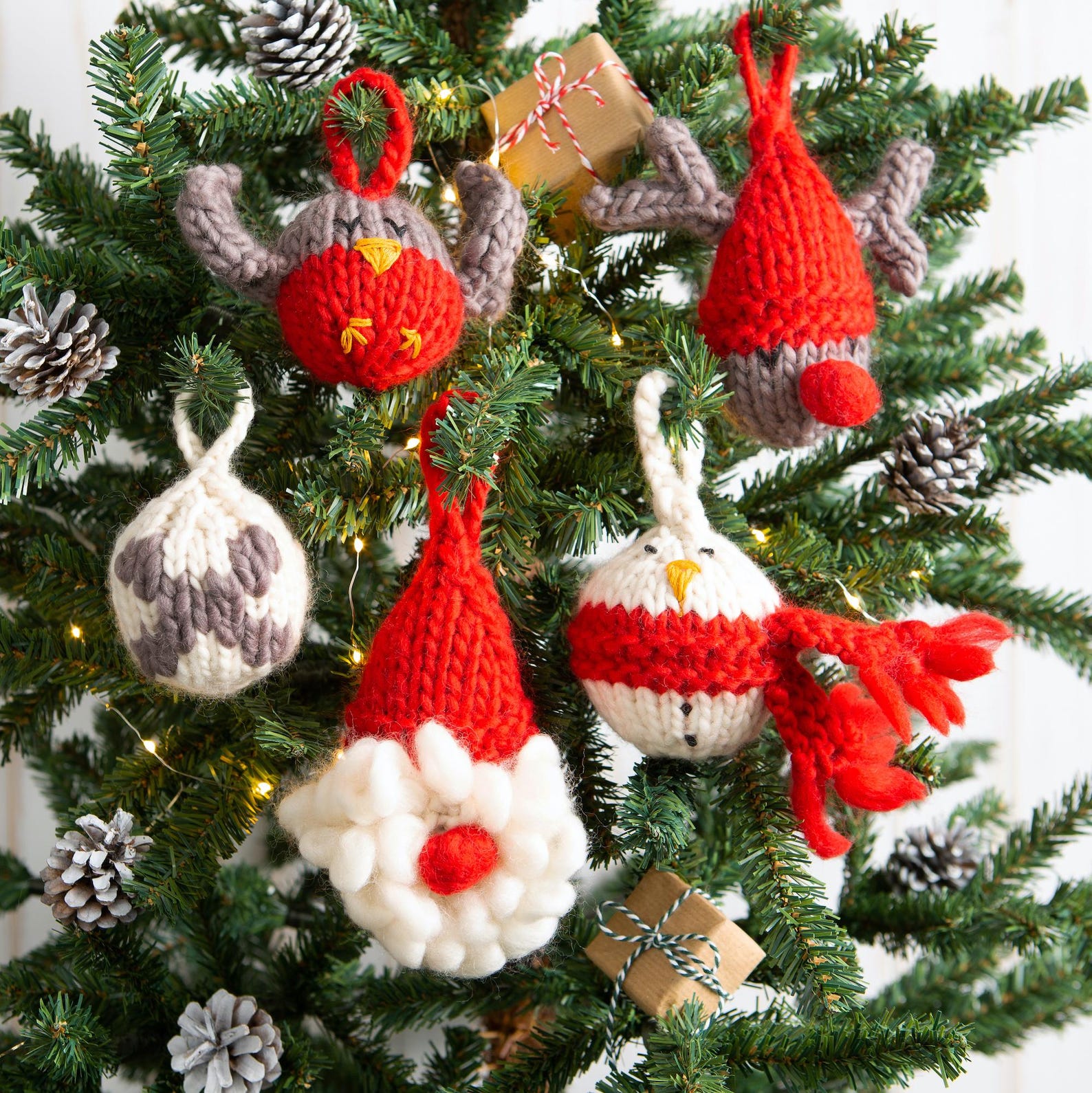 Knitted Christmas Baubles Kit. Intermediate Level Christmas Knitting ...