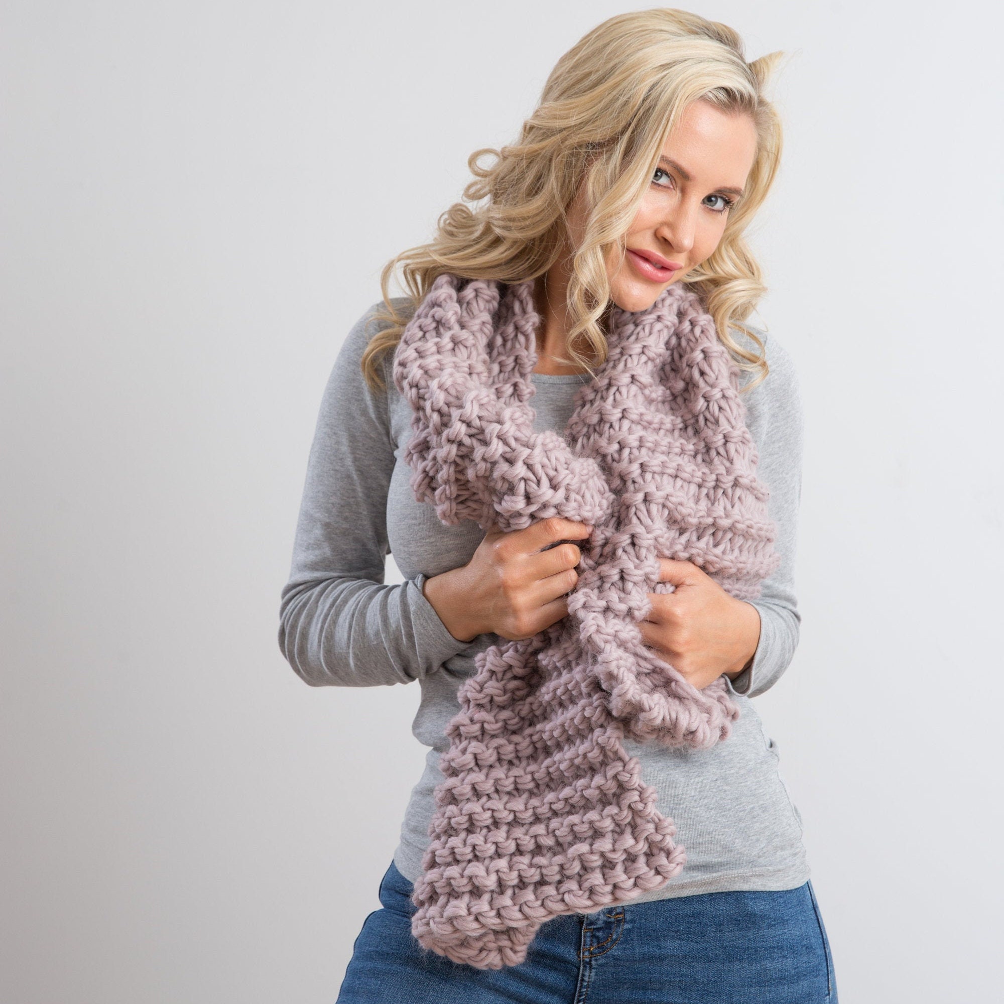 Scarf Knitting Kit for Beginners. Eloise Chunky Scarf Knit - Etsy