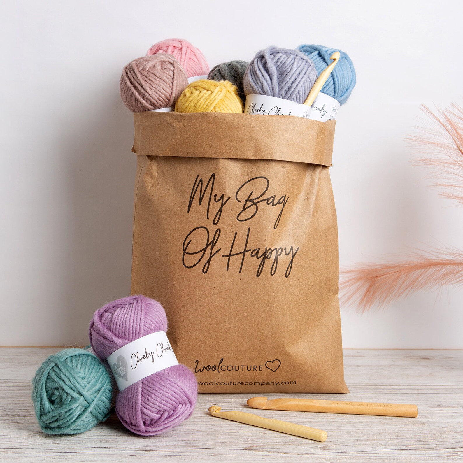 Bee Blanket Easy Knitting Kit | Bumble Bee Homeware Gift | DIY Blanket ...