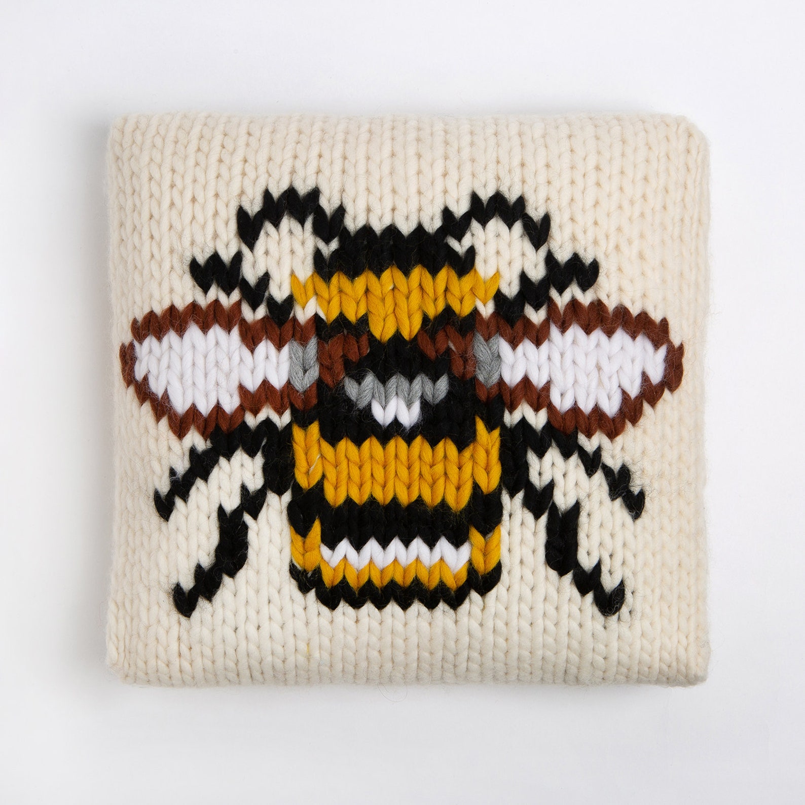 Bee Cushion Cover Easy Knitting Kit | Bumble Bee Homeware Gift | DIY ...