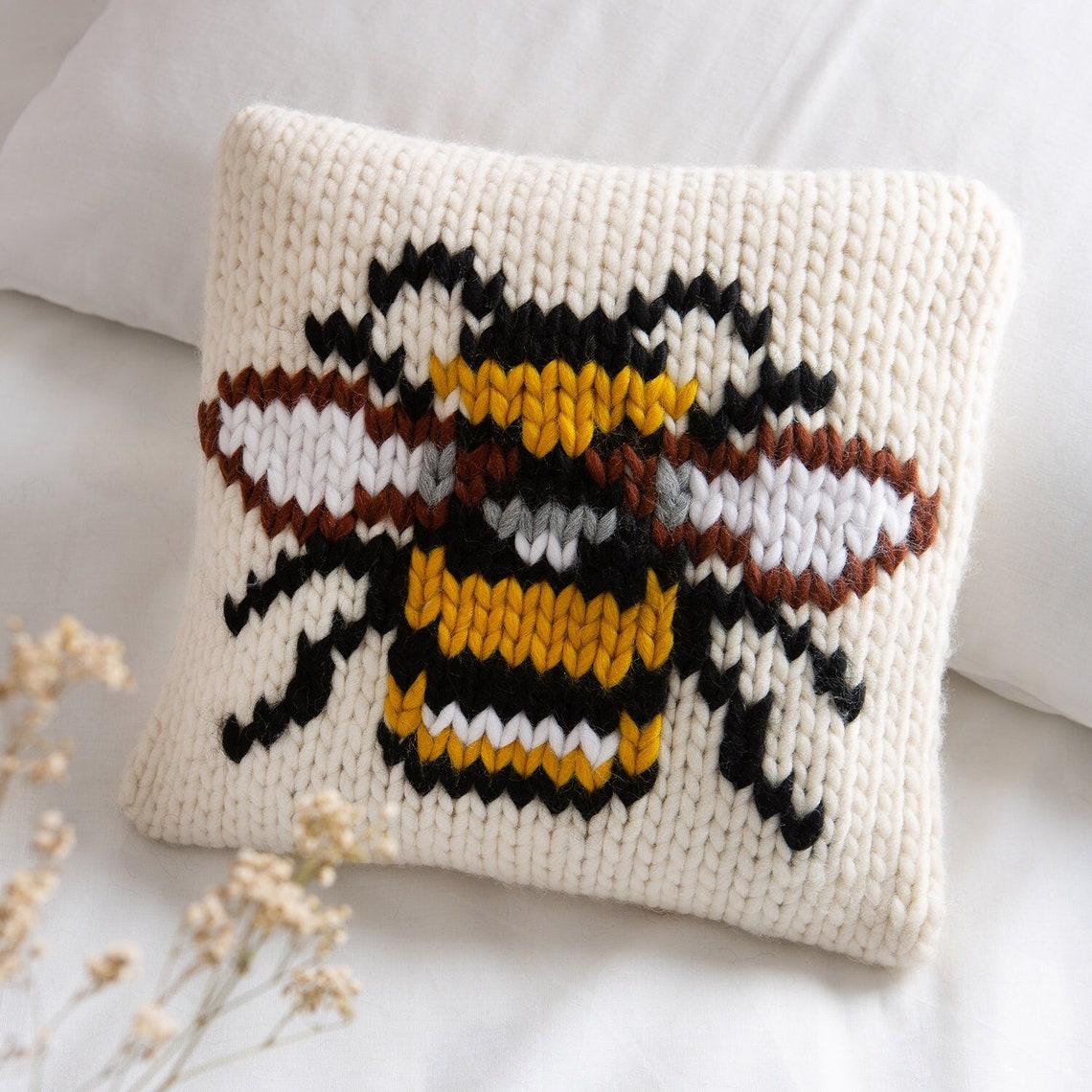 Bee Cushion Cover Easy Knitting Kit | Bumble Bee Homeware Gift | DIY ...
