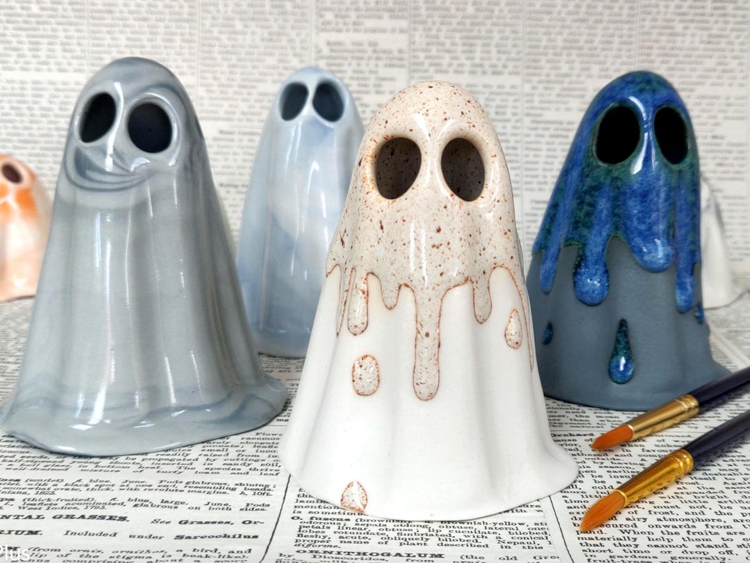 Porcelain Ghost Paintbrush Pal: Marbled Ceramic Artist Gift 9cmx6cm ...