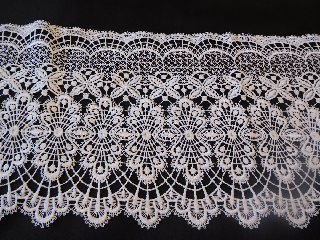 Stunning French Vintage White Macrame Style Thick Lace Cafe Curtain or ...