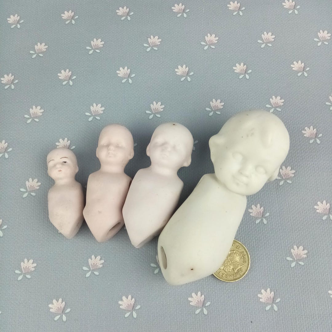 Excavated Doll Bodies , Antique Porcelain Dolls, 4x Dollhouse Dolls ...