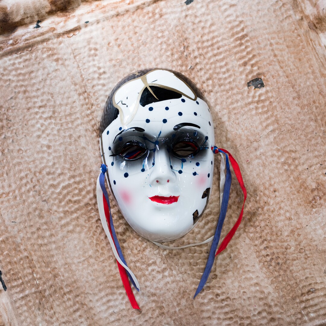 Ceramic Venetian Mask Carnival Face Wall Hanging Display Pierrot Hand ...