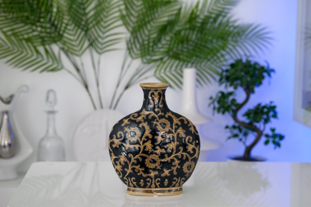 Vintage Chinese Black and Gold Lotus Scroll Pattern Ceramic Round ...