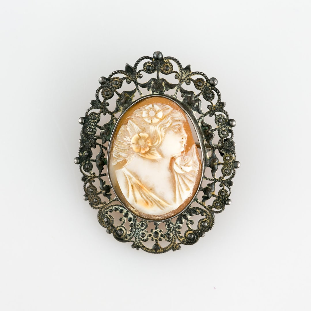 Edwardian Cameo Shell Brooch Maiden With Tresses and Flowers in ...
