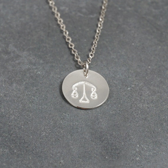 Libra Engraved Disc Necklace Doll Clothing Toys & Games Jewelry etna.com.pe