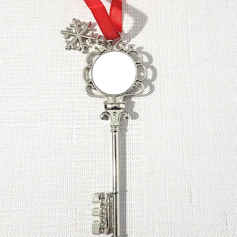 Santa Key - Etsy