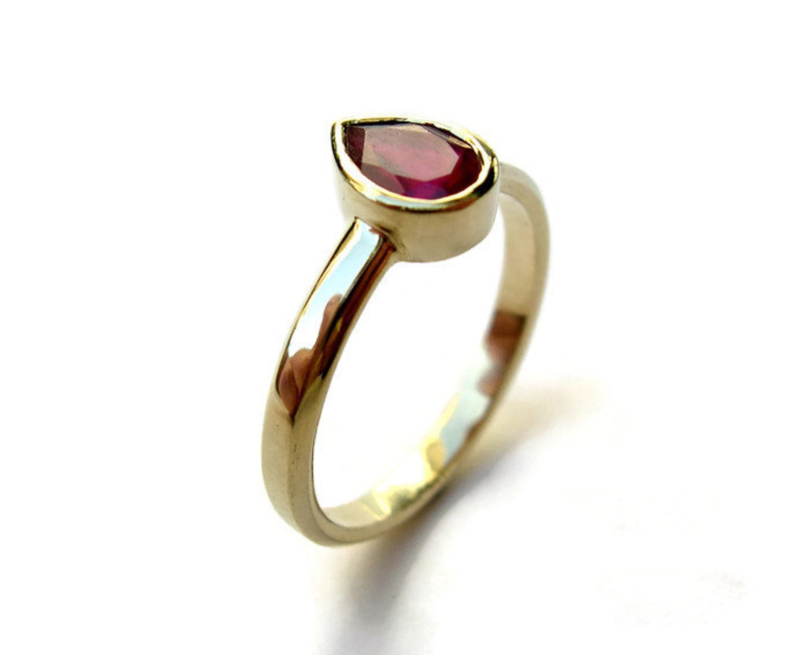 Teardrop Ruby Gold Ring , Gemstone Tear Drop Shape, Unique Engagement ...