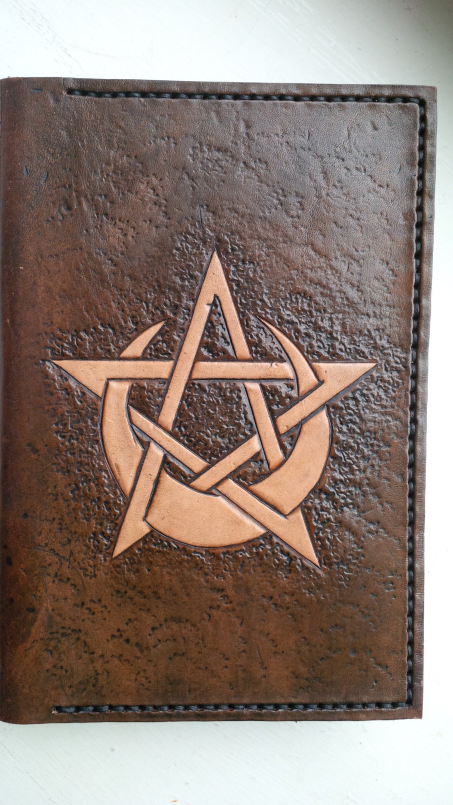 Handmade Leather Pagan Notebook / Spellbook / Grimoire / - Etsy