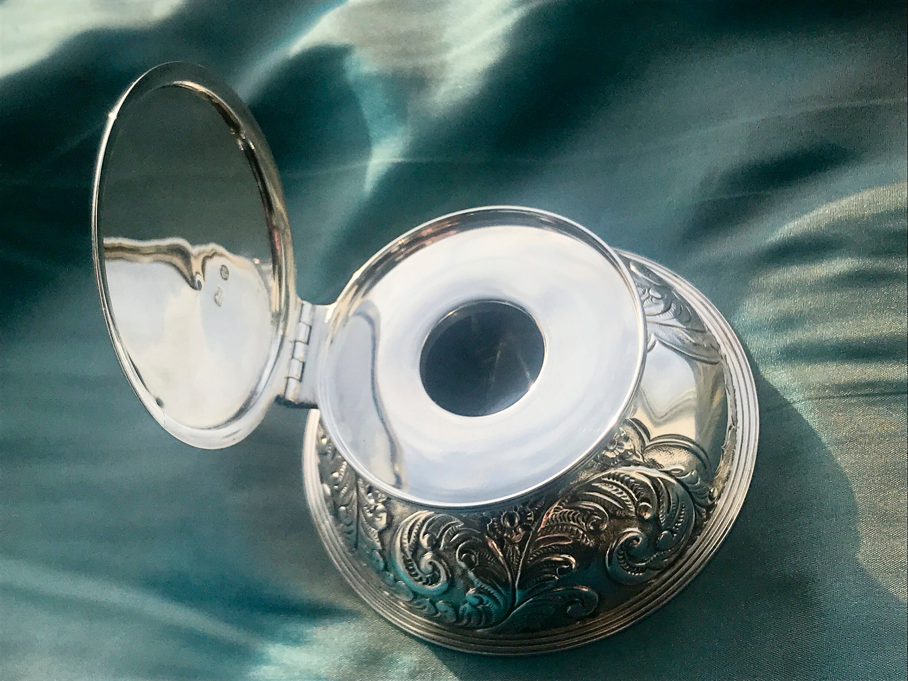 John Grinsell and Sons Antique Silver Inkwell Cut Glass Capstan Inkwell ...