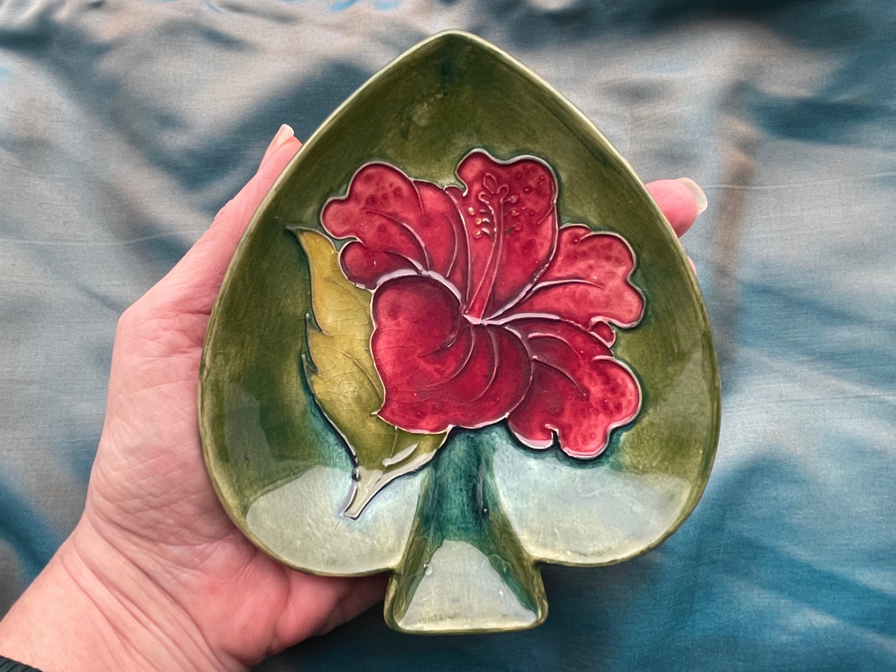 Moorcroft Late Queen Mary Leaf Shape Dish - Etsy Canada