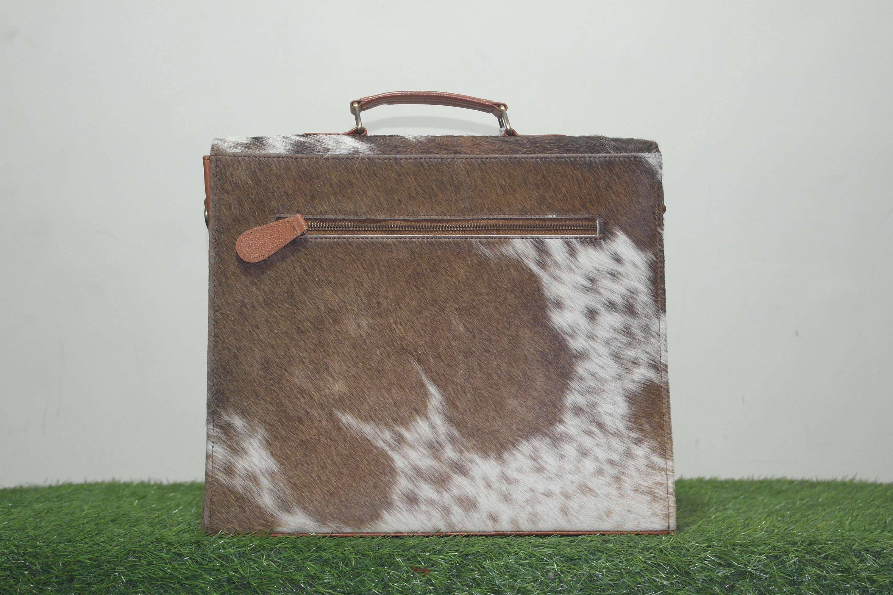 Designer Laptop Bag: Unique Patterns for the Fashionable Entrepreneur ...