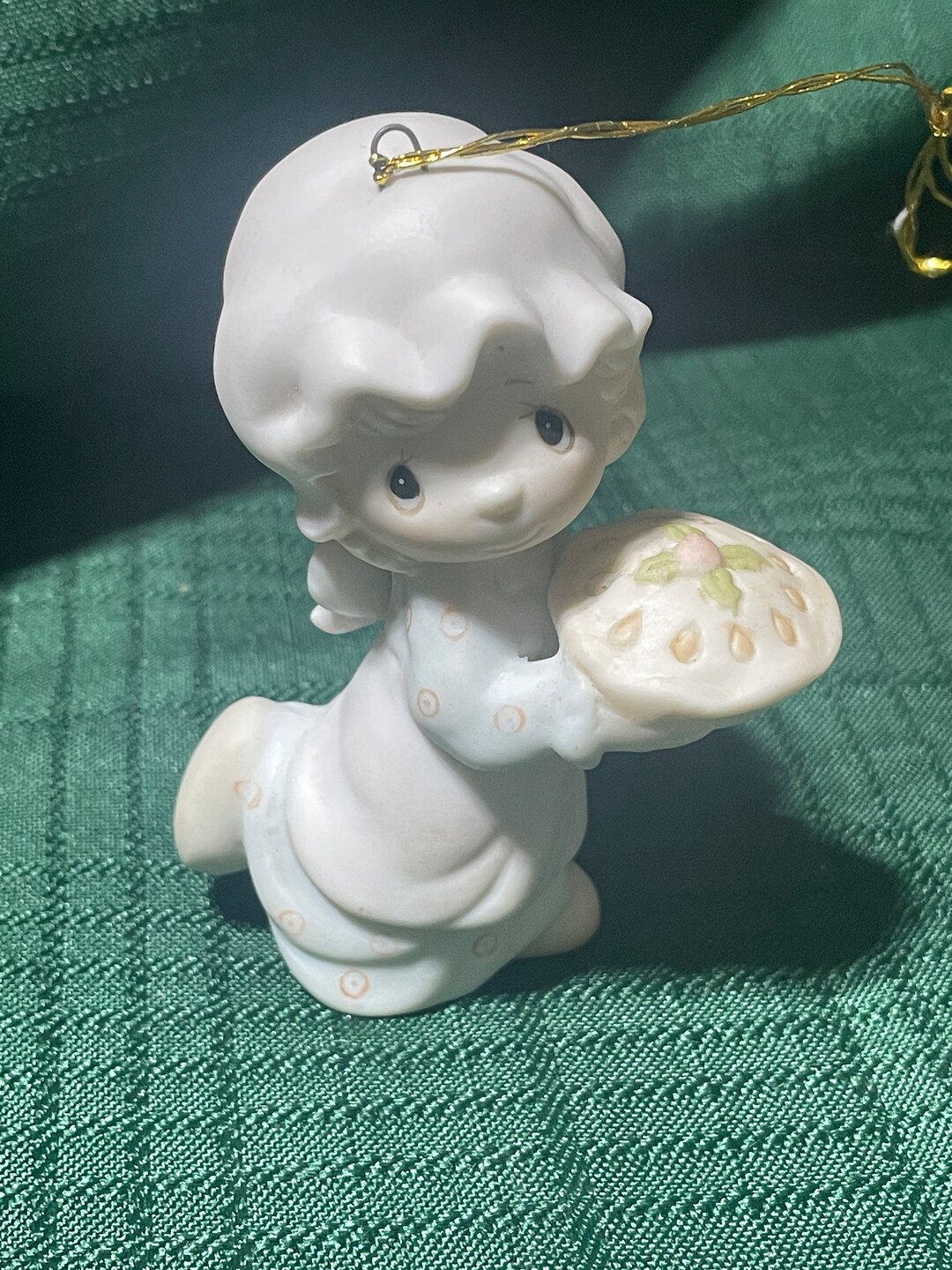 Precious Moments 1982 Ornament ENESCO E-2376 Dropping Over for ...