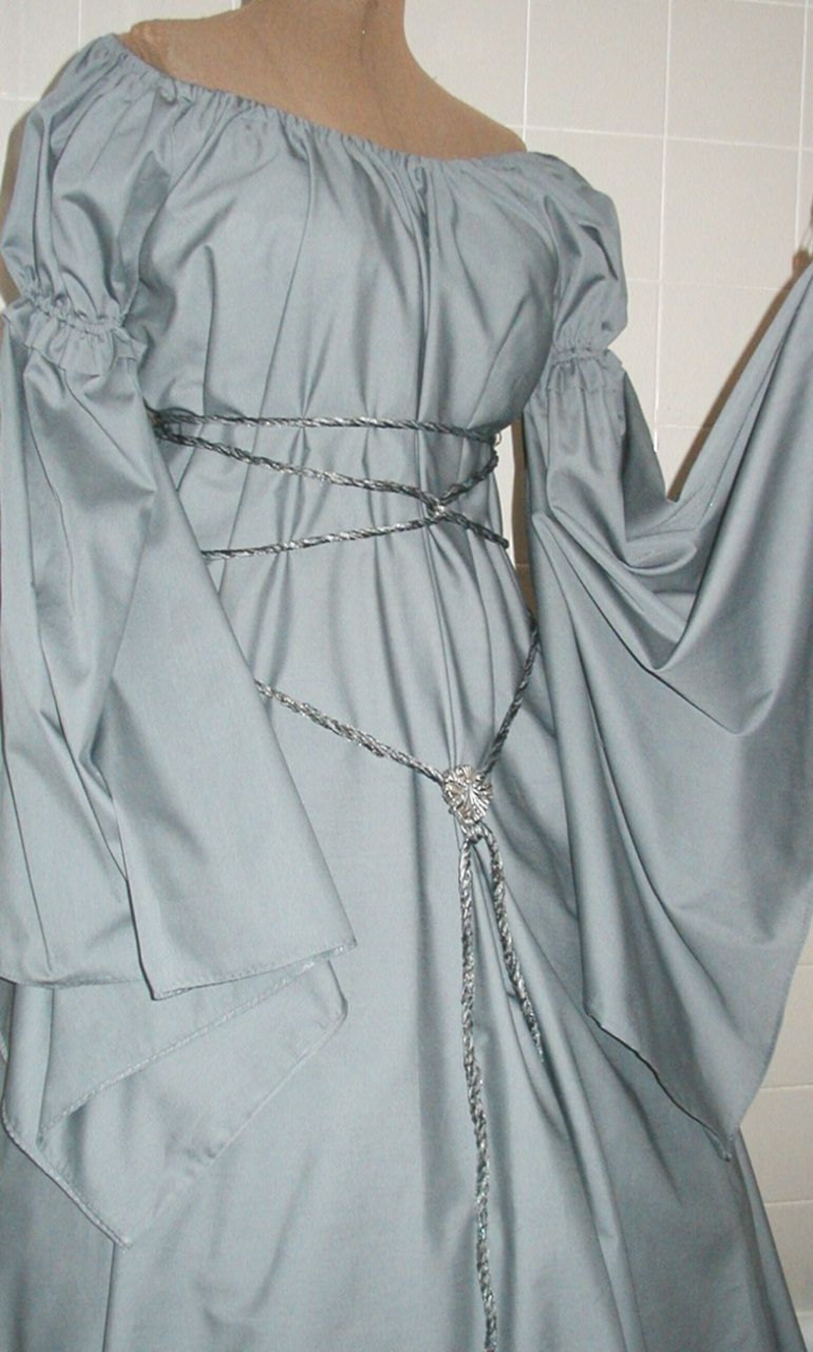 Renaissance Dress Chemise Style Costume Gown Grey W/dagged Sleeves ...