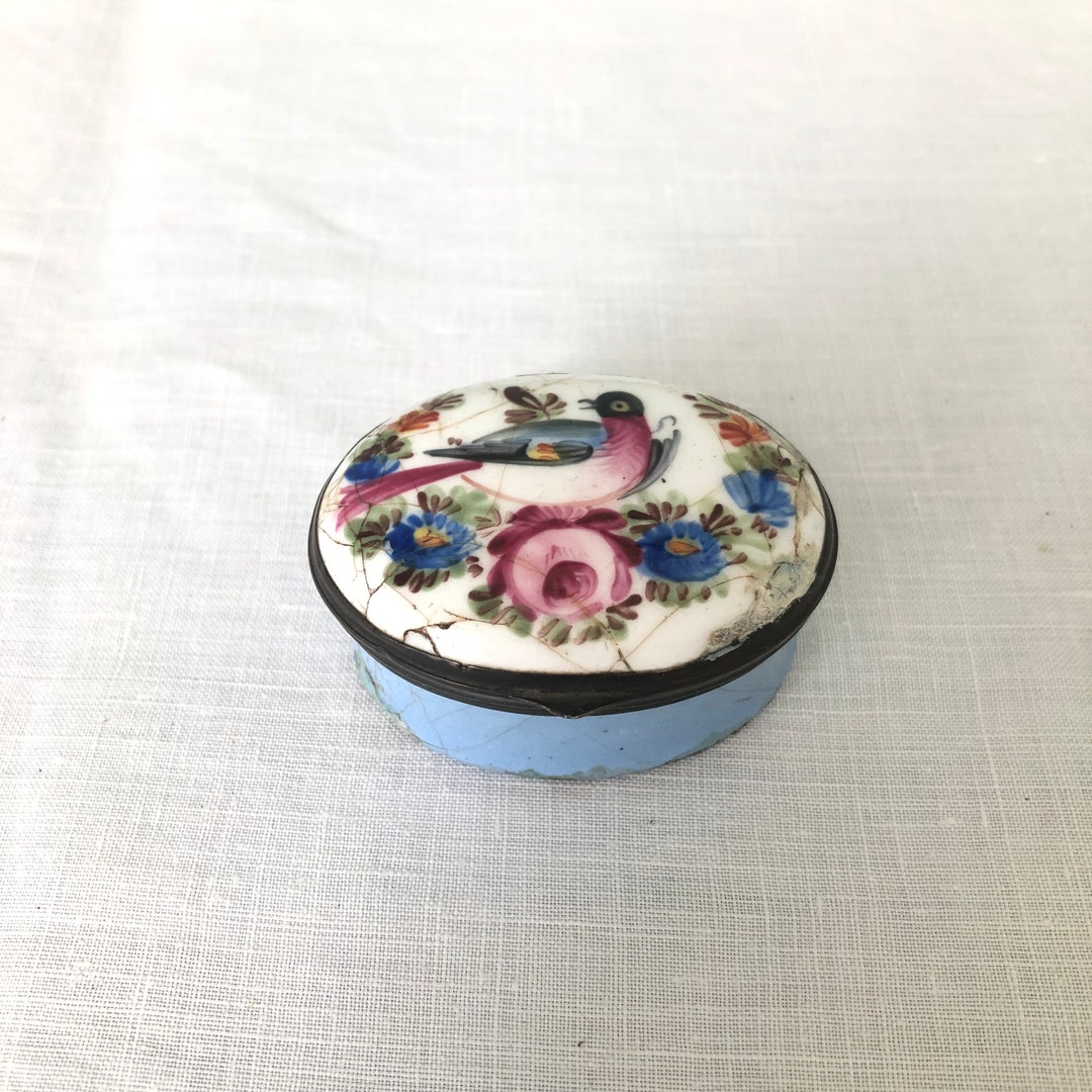 A Bilston Enamel Patch Box, Georgian, Antique, Oval, Bird and Flowers ...