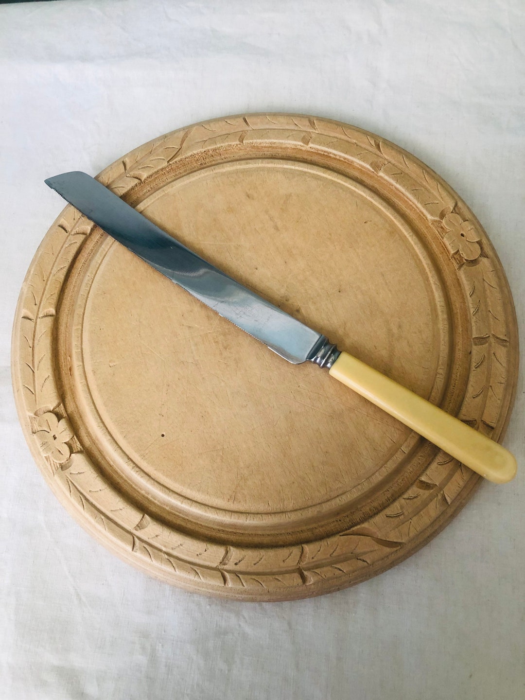 A Vintage Breadknife, Cream Faux Bone Handle, Stainless Steel Blade ...