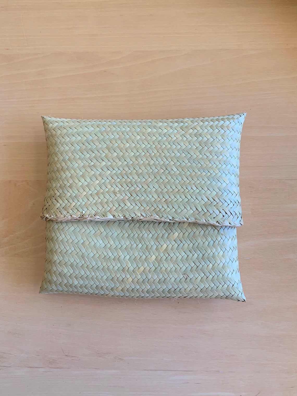 Small Straw Pouch Small Clutch Bag Straw Folio Handheld - Etsy