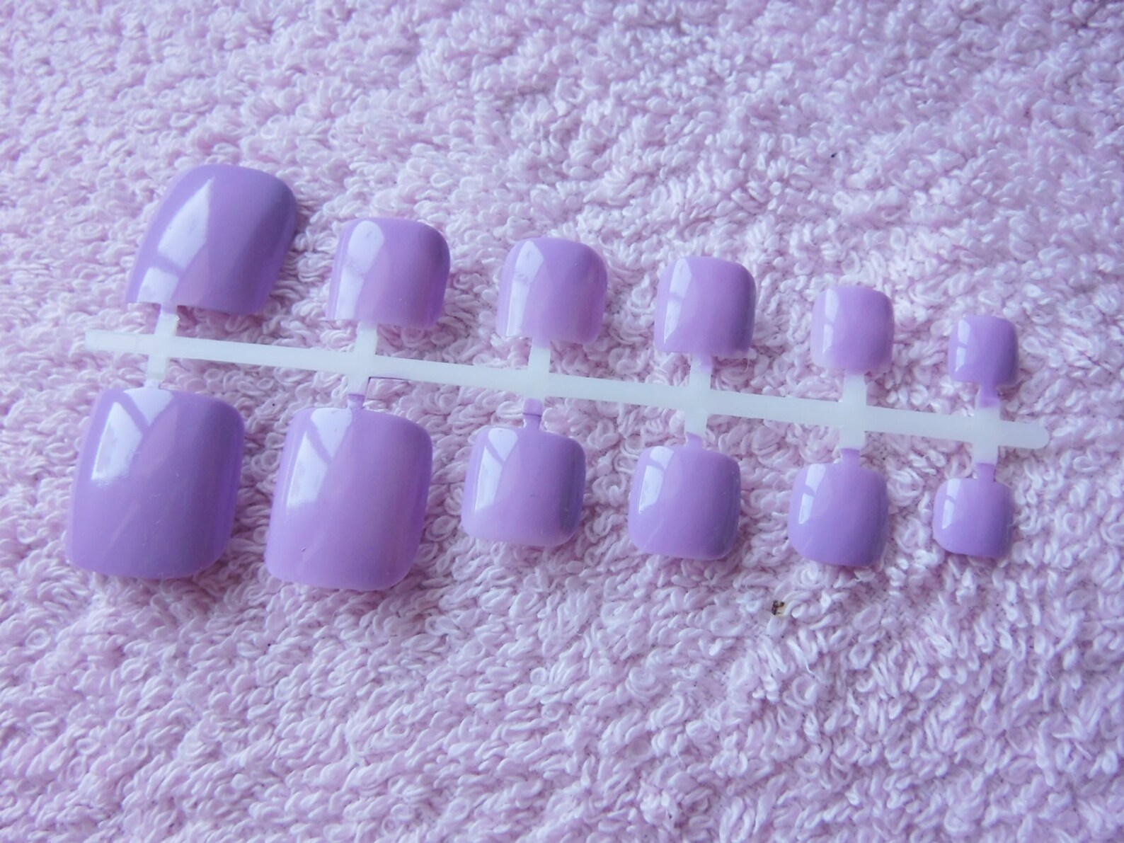 24 Lilac Hand Painted Toe False Nails | Etsy