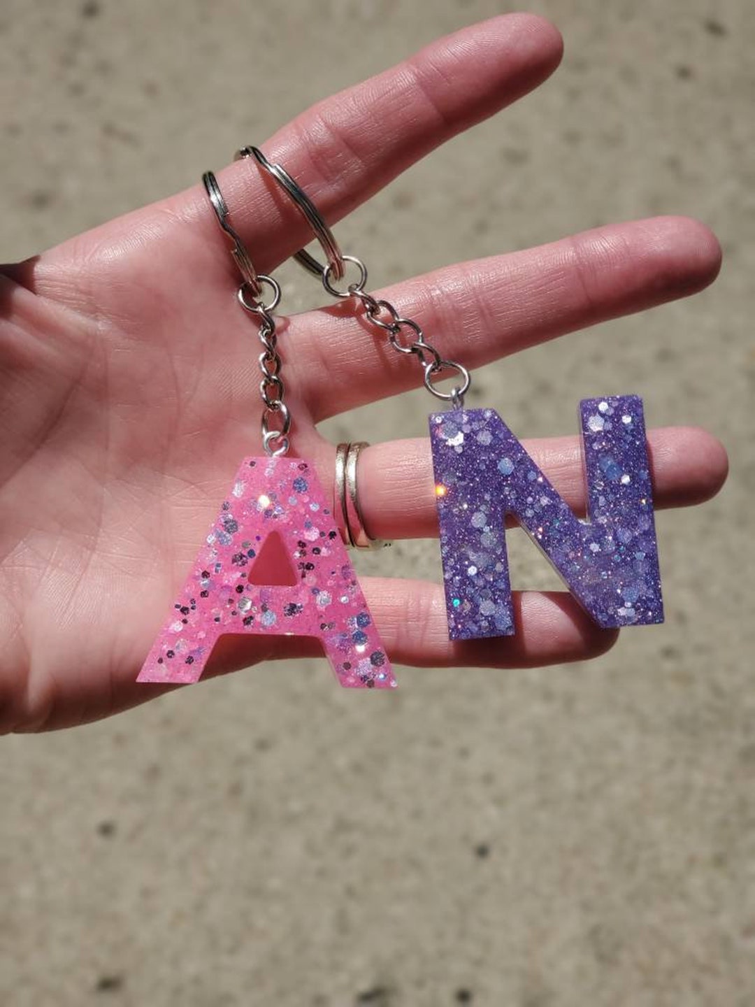 Personalized Letter Keychain, Purse Charm, Glitter Resin Key ring ...