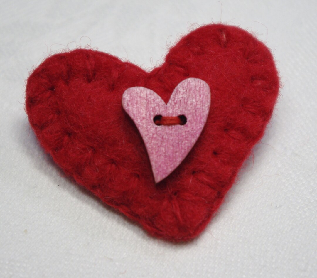 Heart Brooch Pin, Red and Pink Felt Heart Shape Pin, Red Felt Heart ...