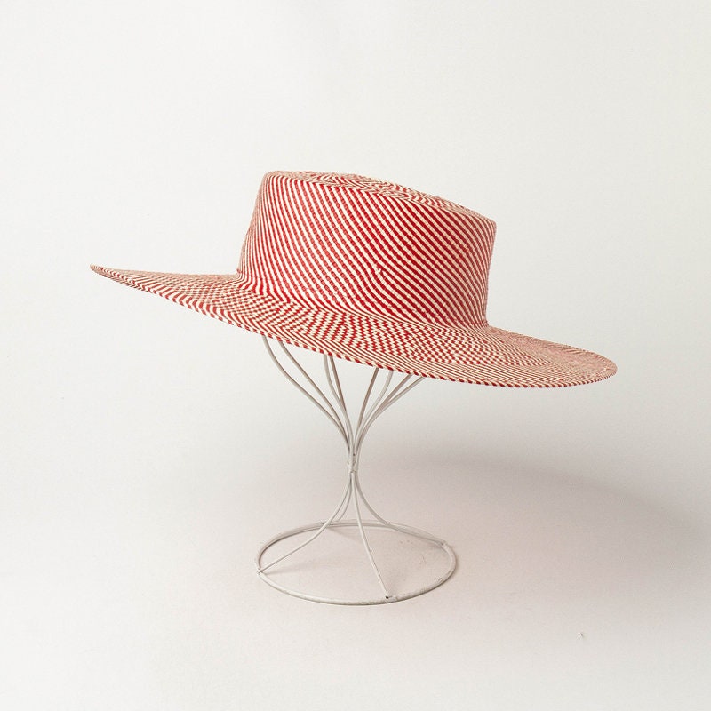 The New Striped Braid Papyrus Hat Has a Large Eaves and a | Etsy