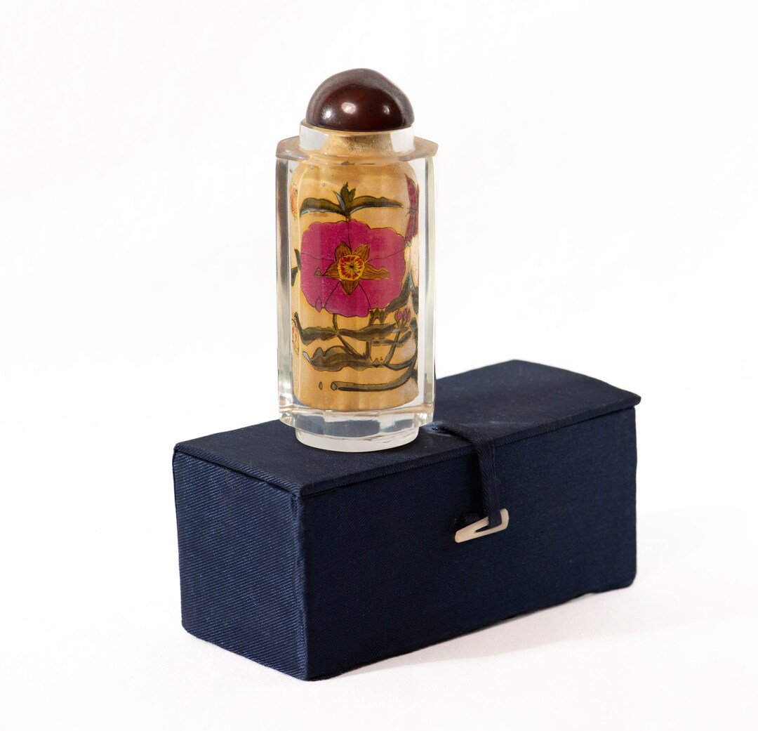 Chinese Reverse Painting Snuff Bottle With Tight Lid and Gift Box ...