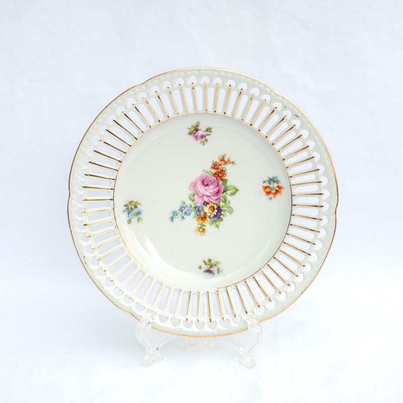 White Pierced Edge Plates - Etsy