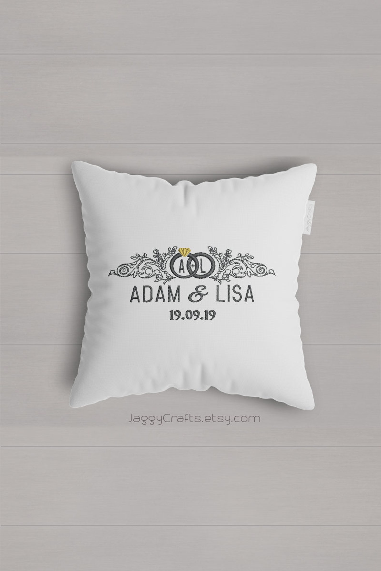 Wedding Frame Embroidery Design in OUTLINE STITCH for Monogram and ...