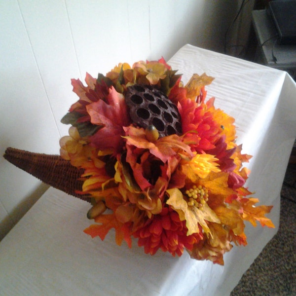 Large Cornucopia - Etsy