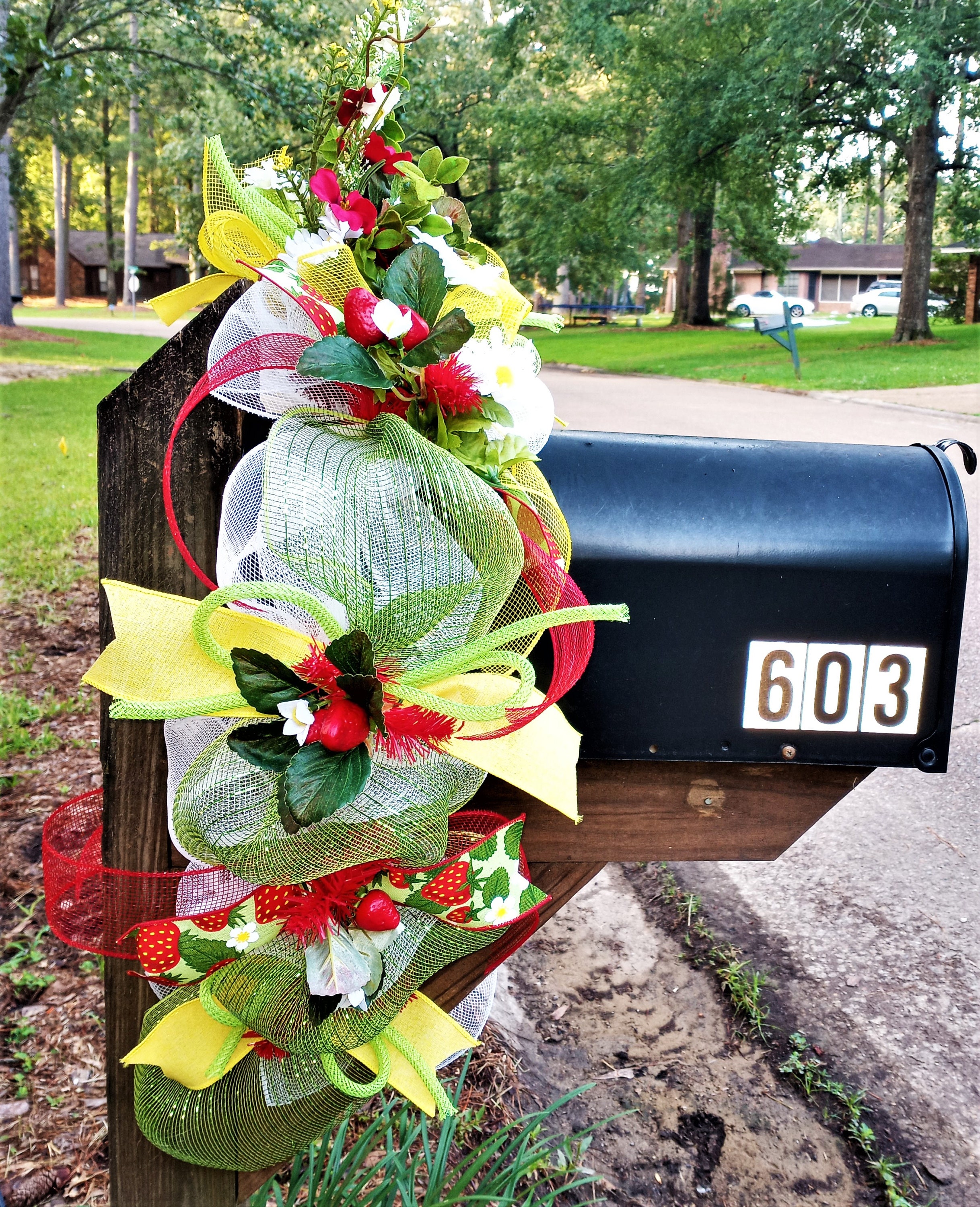 Strawberry Mailbox Swag Summer Mailbox Swag Strawberry | Etsy