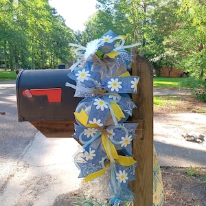 Summer Mailbox Swag, Mailbox Swag, Spring Mailbox Wreath, Mailbox ...
