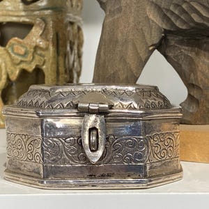 Antique Solid Silver Box With Hand Chased Scroll Detail , Hallmarks for ...