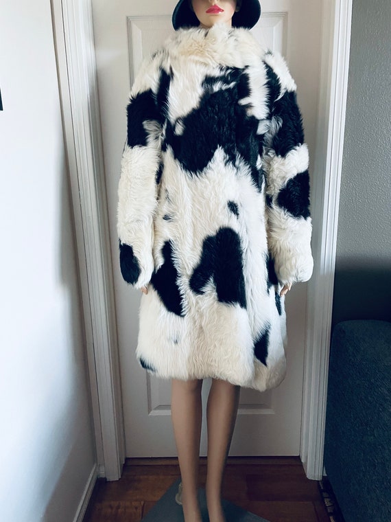 Spotted/Cow pattern Genuine Sheep Skin Shearing Fur C… - Gem