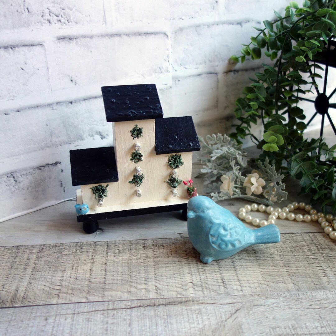 Blue Bird Figurine and Birdhouse Set Garden Decor Birdhouse Tiered Tray ...