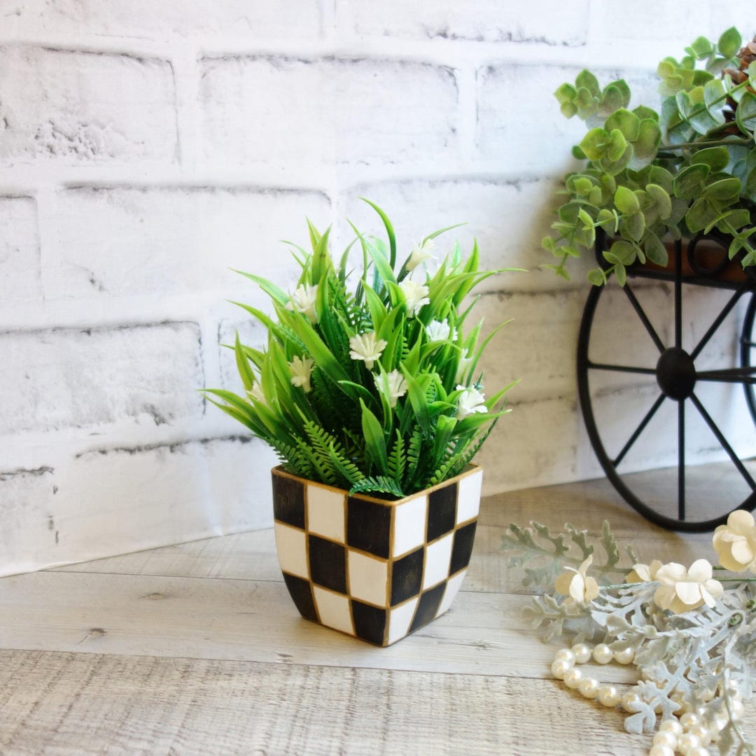 Black and White Checked Spring Decor Checked Flower Pot Checked Patio ...