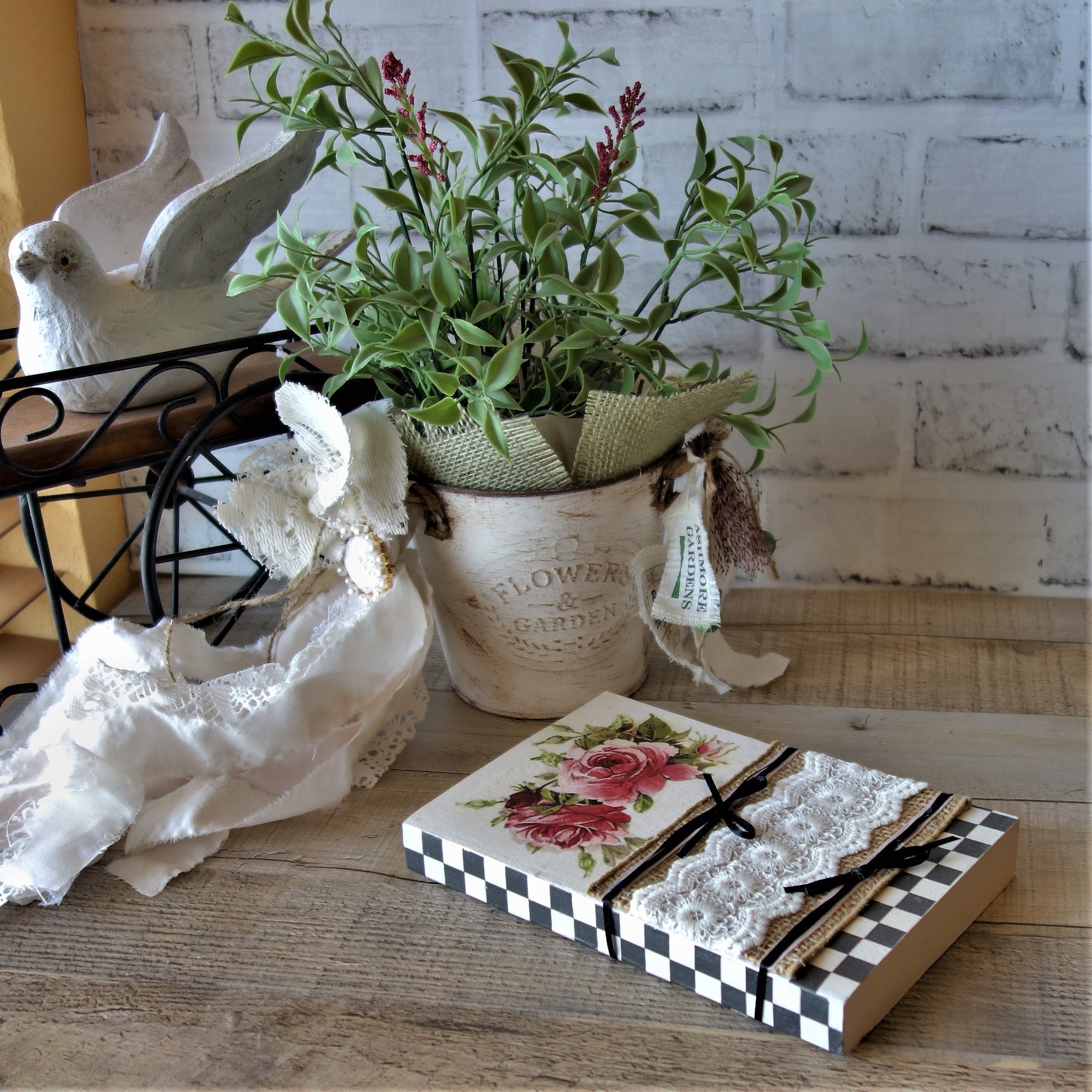 Black Checked With Pink Rose Decor Checked Shabby Chic Decor Romantic ...