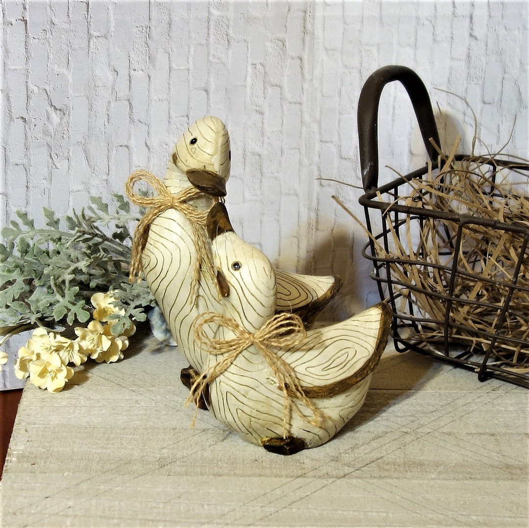 Vintage Duck Farmhouse Statue Goose Figurine Farm Animal Decor White ...