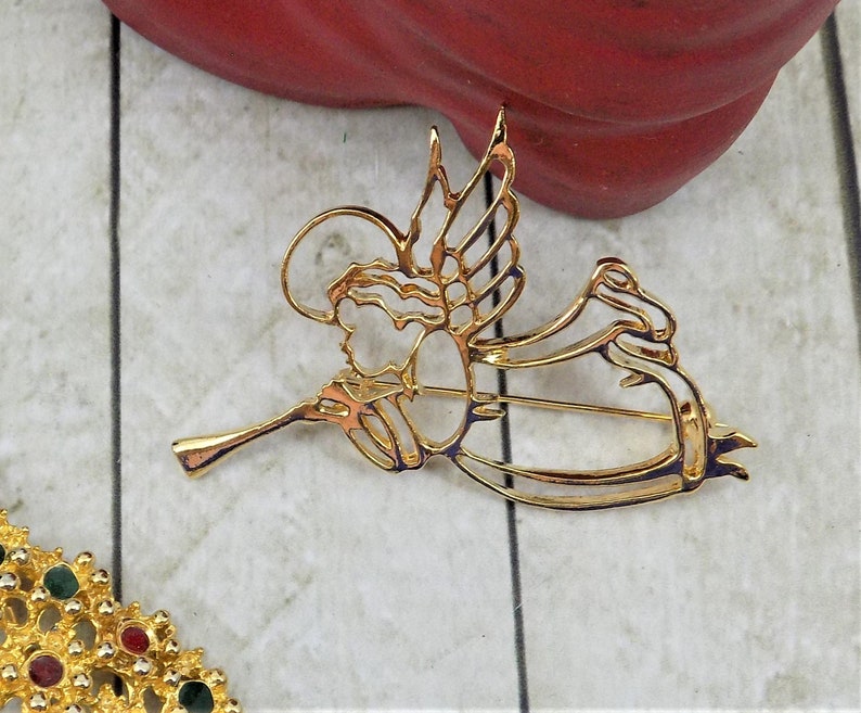 Avon Trumpeting Angel Pin Flying Angel Wings of Gold | Etsy
